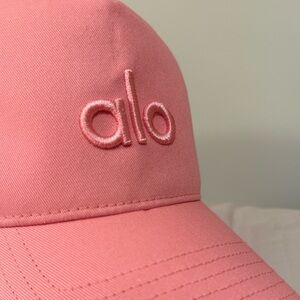 ALO Yoga | Accessories | Alo Yoga District Trucker Hat Baseball Cap ...